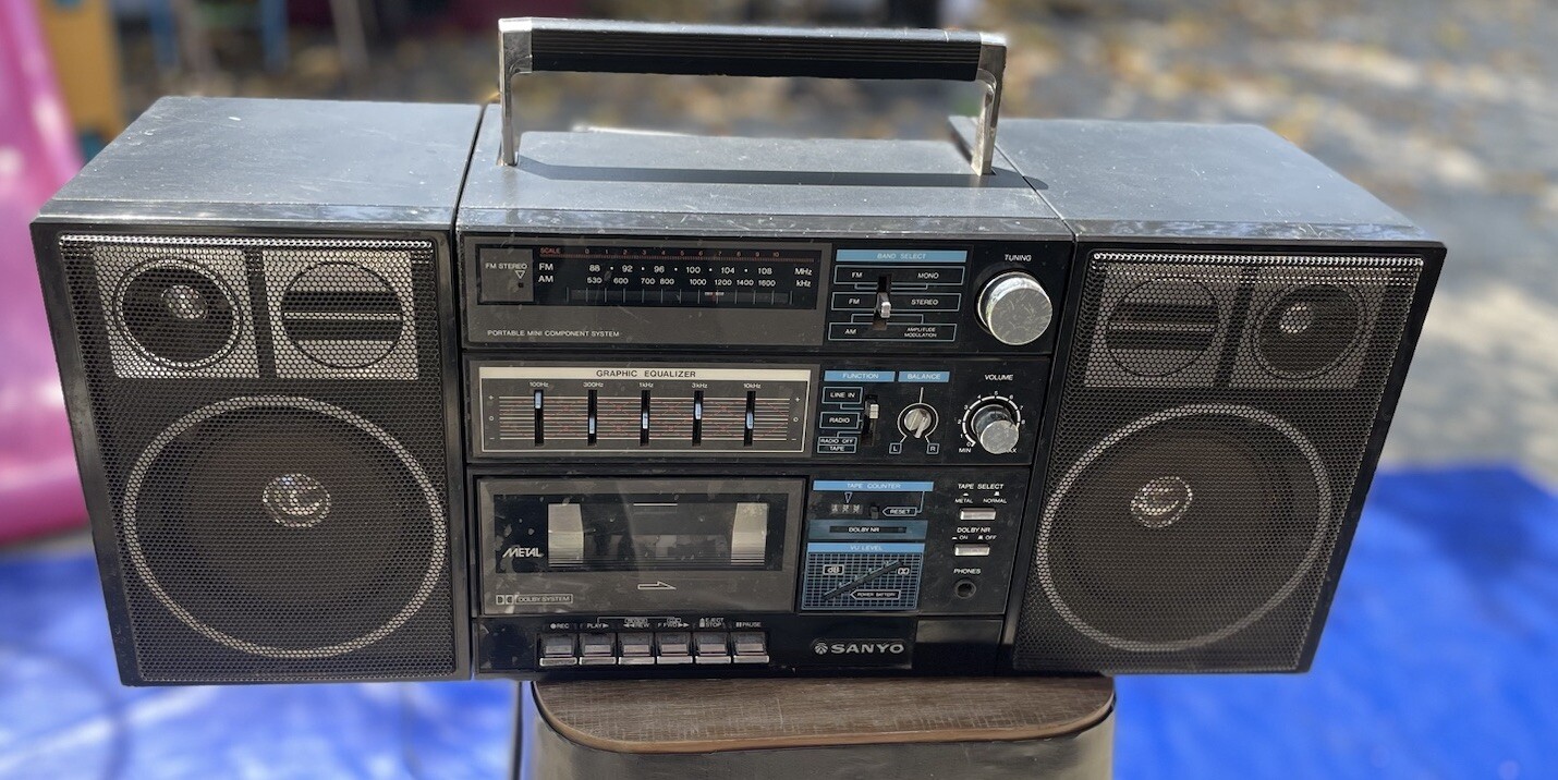 Sanyo C30 AM/FM Vintage Radio Cassette Player Boombox Tested / Needs ...