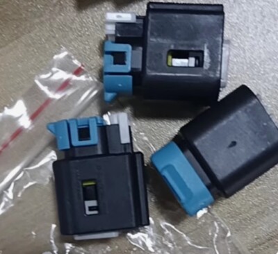 10PCS NEW FIRT FOR 13572498 connector connector sleeve rubber shell 8P ...