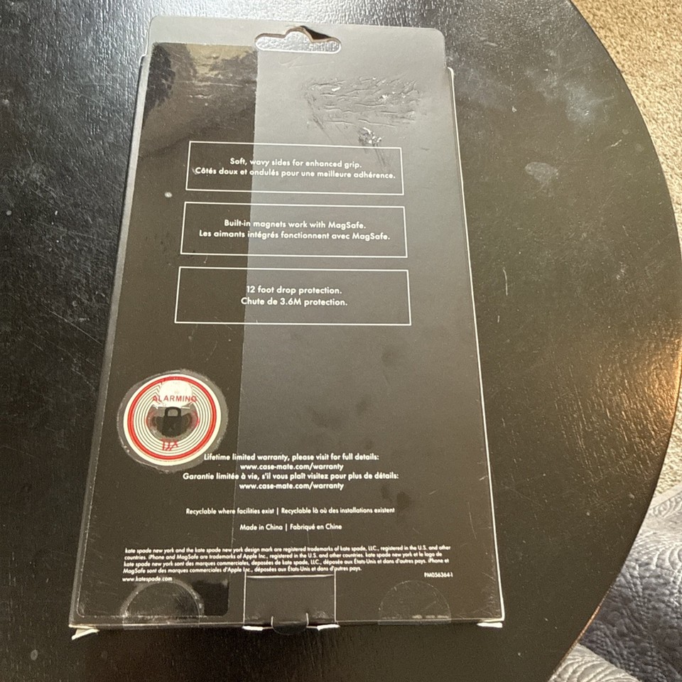 KATE SPADE Case Magsafe For iPHONE 16 Pro Max Wavy Maroon / Red /Bordo ...