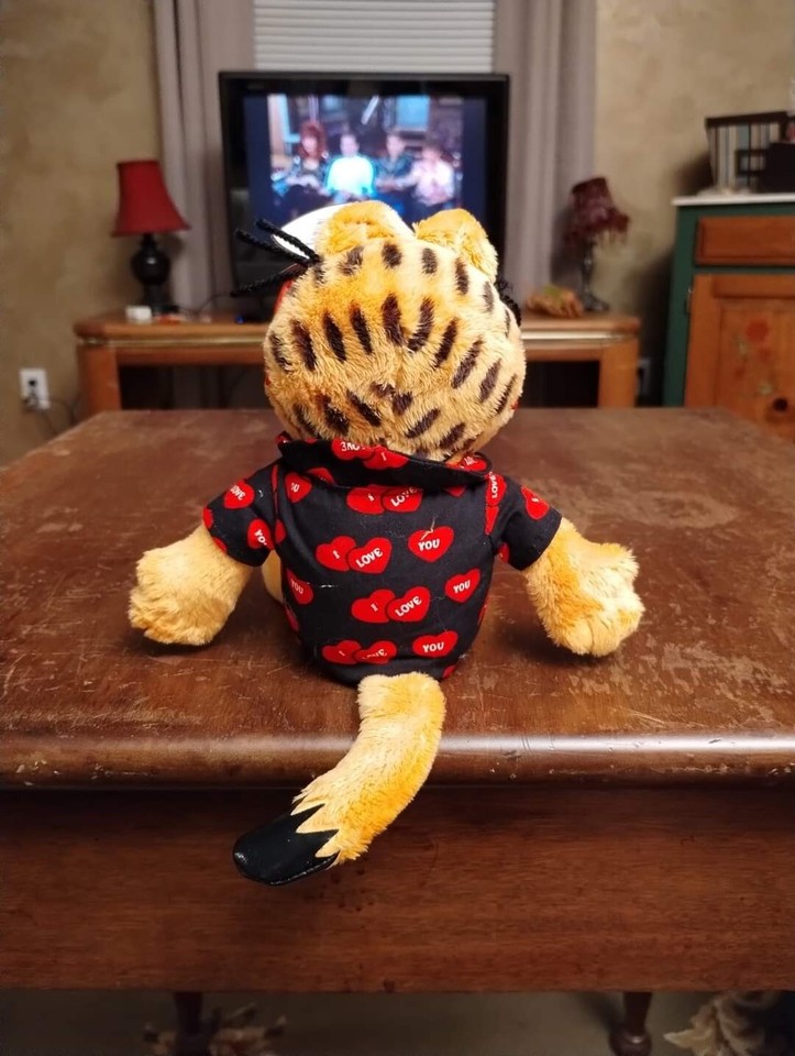 NWT Ty Beanie Babies Garfield Happy Valentine's Day Heart Shirt ...