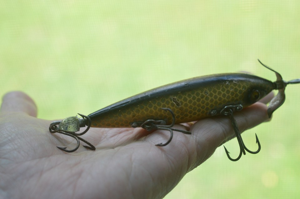 Vintage Heddon 150 Wood fishing Lure Shiner Scale | eBay