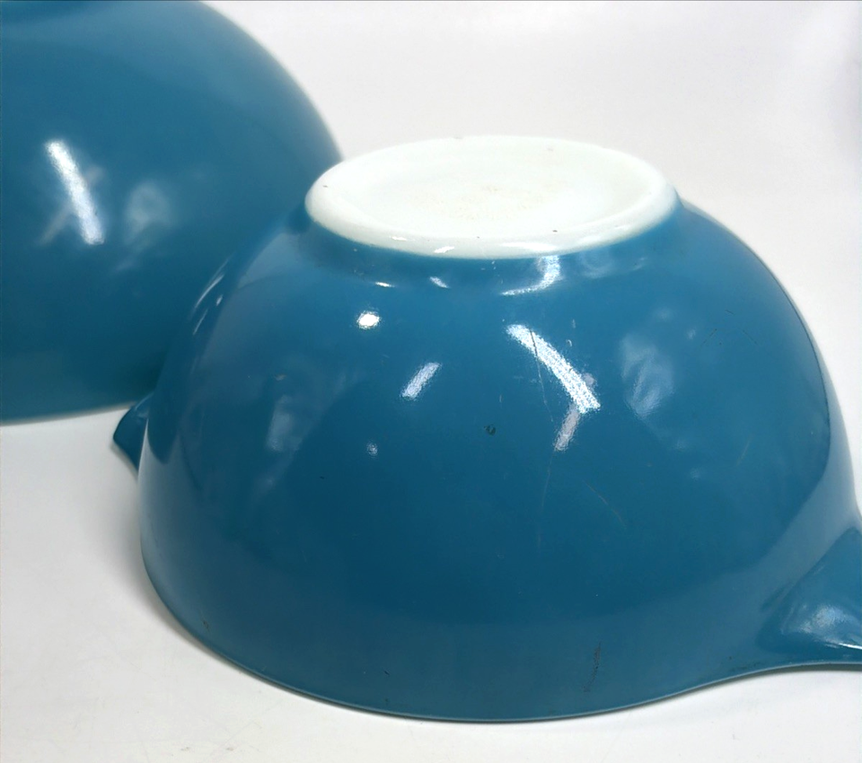 Pyrex Horizon Blue Cinderella Mixing Bowls Set of 2 -442 1 1/2 Qt and ...