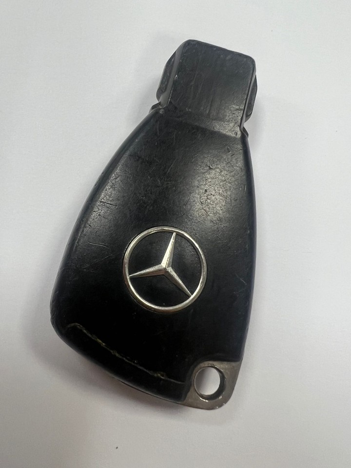 GENUINE MERCEDES 3 BUTTON REMOTE SMART KEY FOB SPRINTER / VITO TESTED ...
