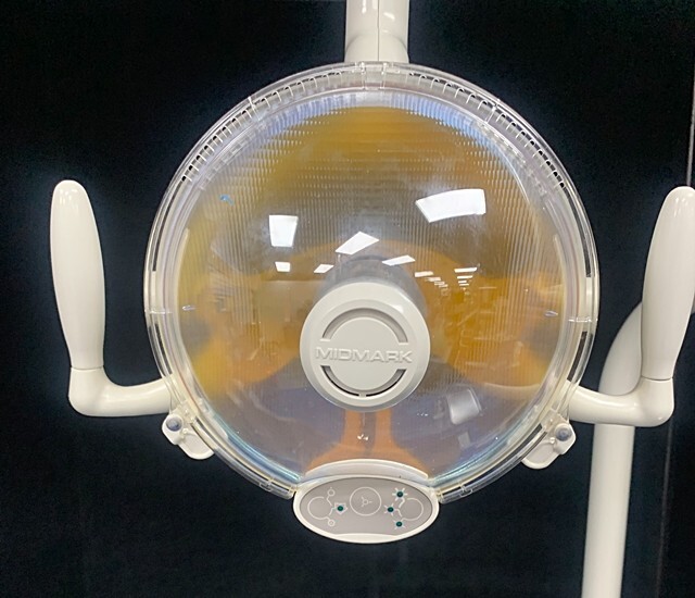 Midmark UltraComfort Dental Operatory - Radius Delivery, Assist. Pkg ...