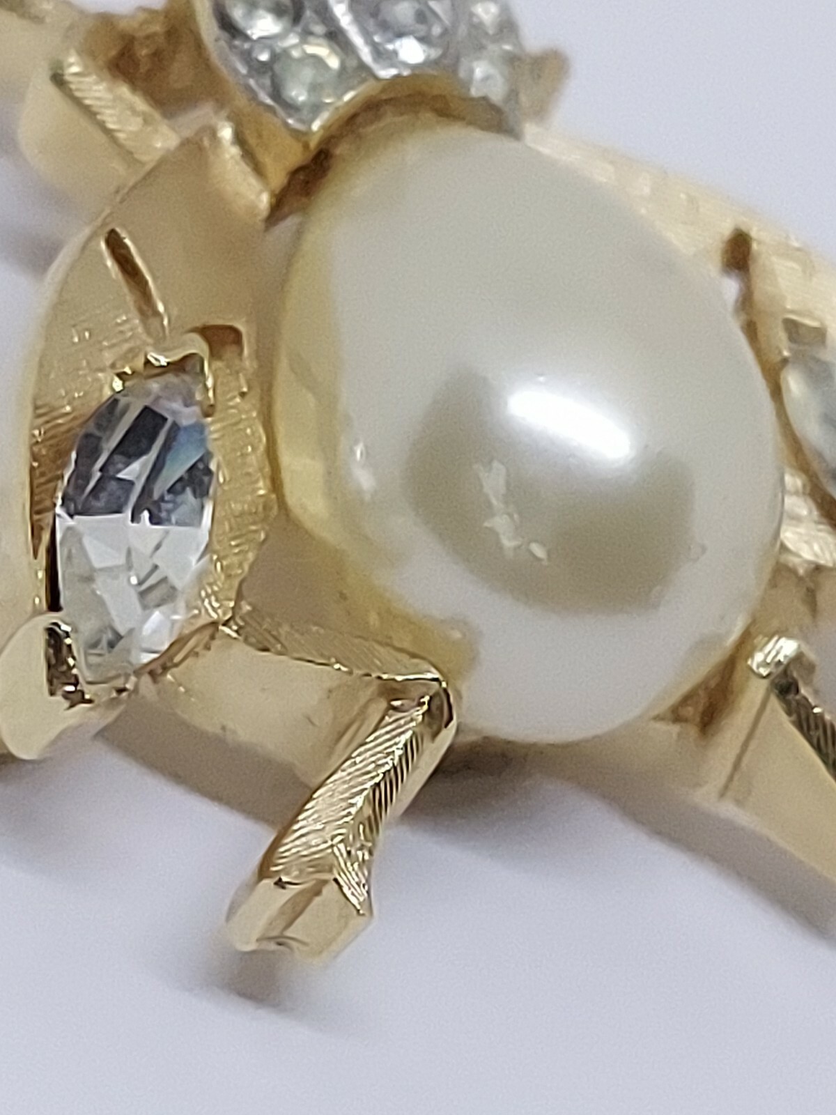 Vintage Crown Trifari Fly Fantasia Series Faux Pearl Rhinestone Gold ...