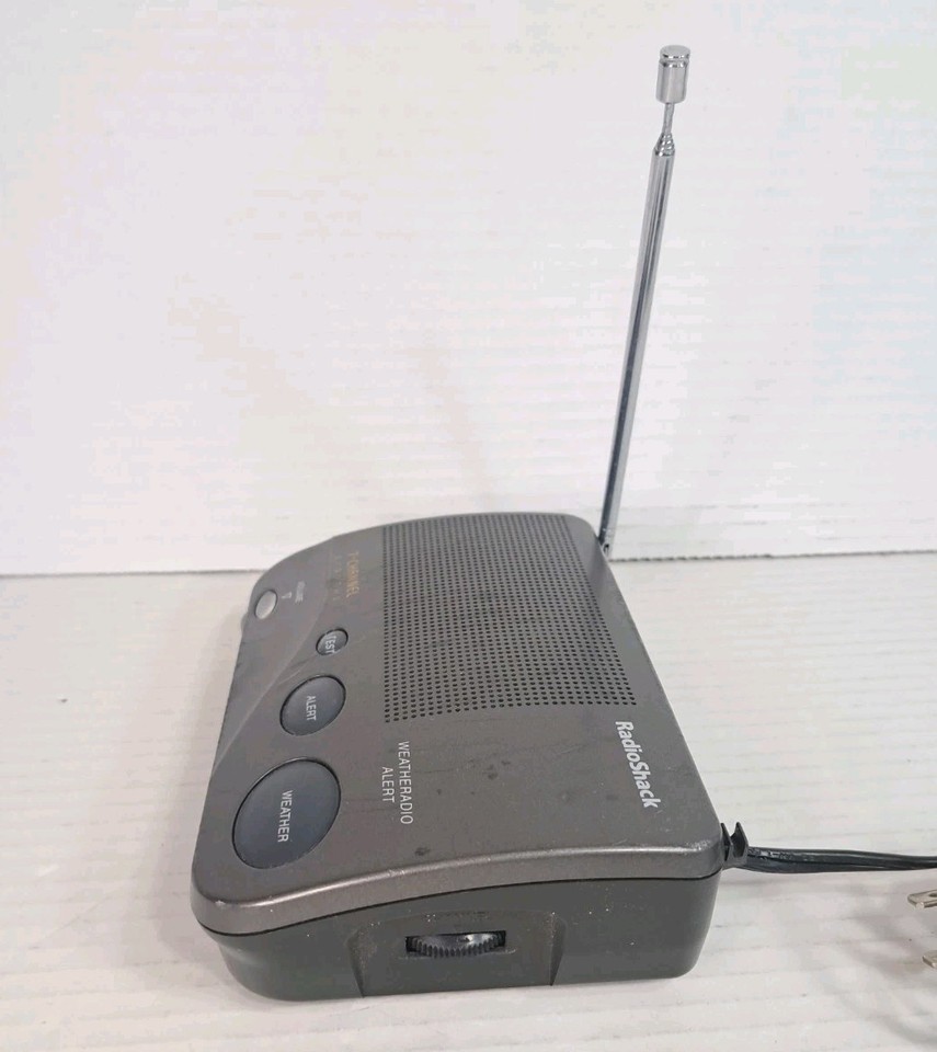 Radio Shack 12-247A Weather Radio Alert 7 Channel NOAA Digital - Tested ...