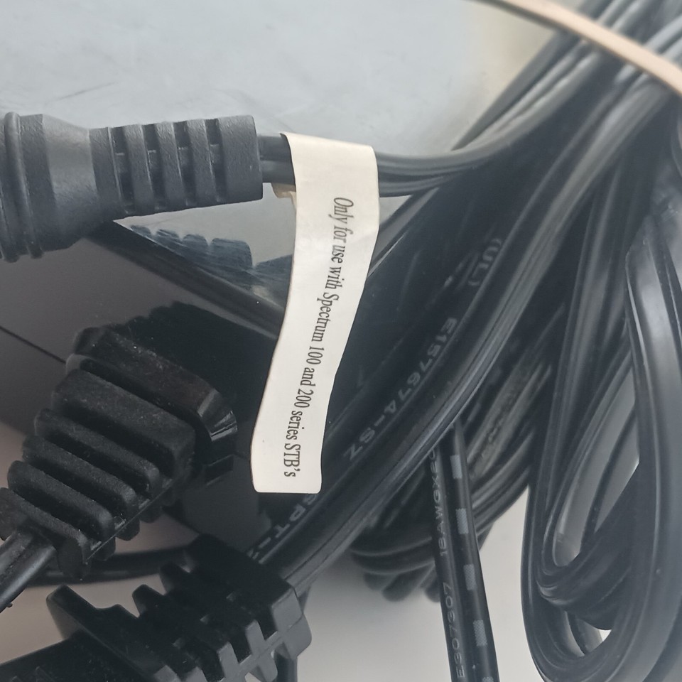 Spectrum 100/200 STBs Challenger Cable Sales Model PS-3.3-12-3-DC1 12V ...