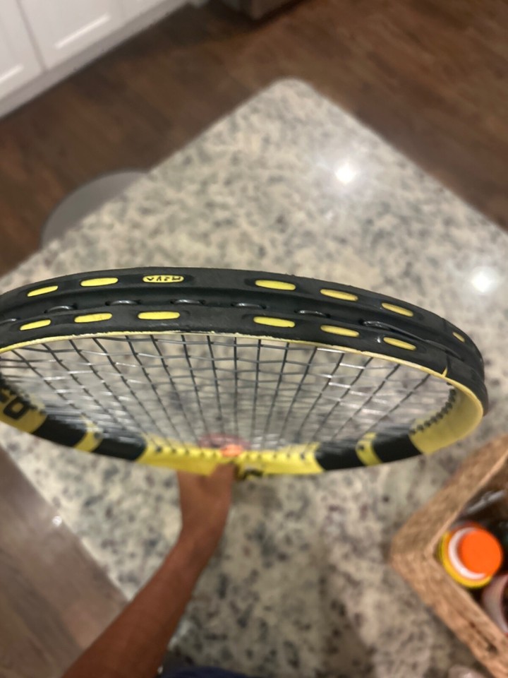 Babolat Aero 112 Tennis Racquet strung (used: excellent condition ...