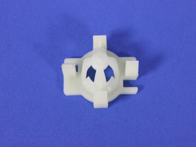 Headlight Retainer Mopar 5012685AA fits 99-04 Jeep Grand Cherokee for ...