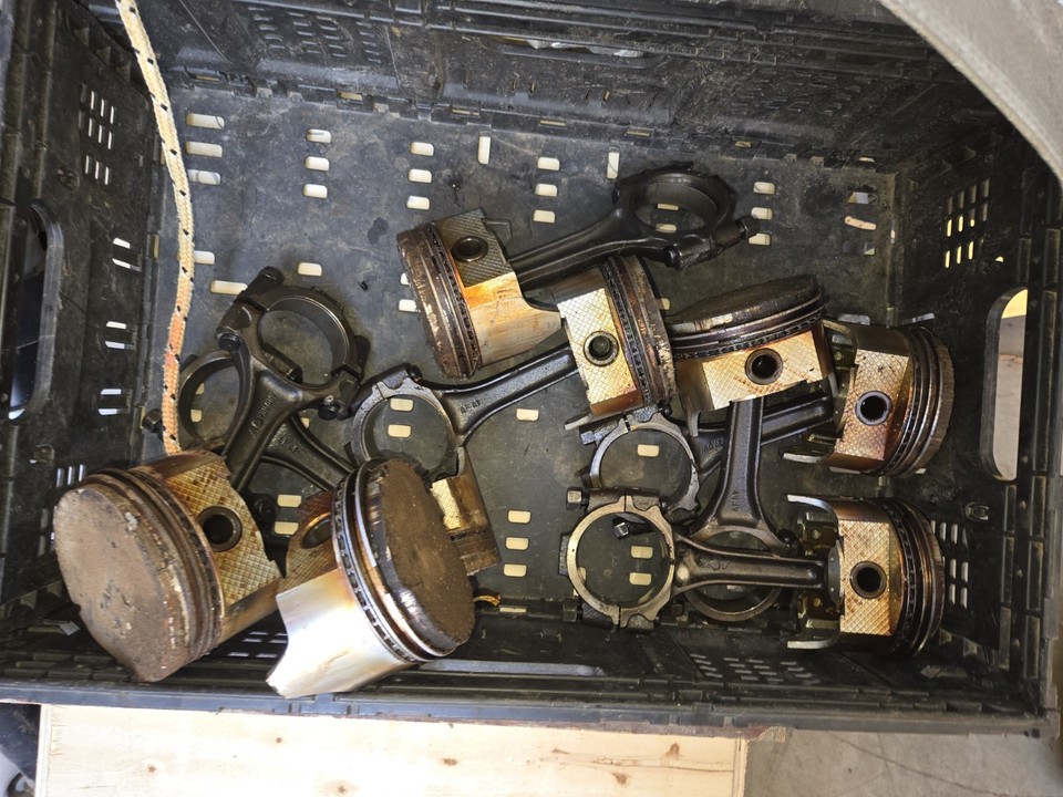 Set Of Ford 302 Cleveland Rods | eBay Australia