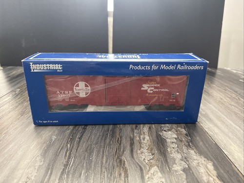Industrial Rail Trains IDM 1010 Santa Fe SUper Shock Control Box Car ...