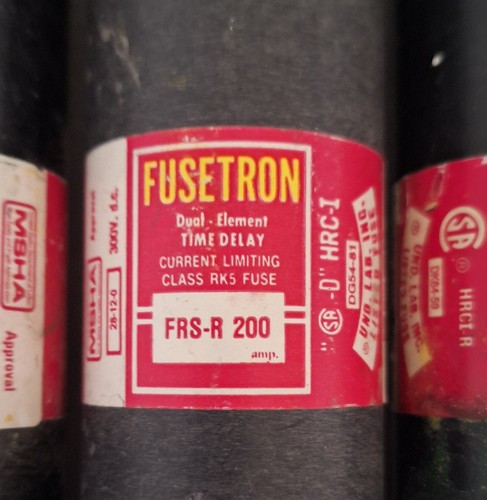 LOT OF 4 PCS Bussmann FRS-R-200 Fusetron Fuse 600V FRSR200. Free ...