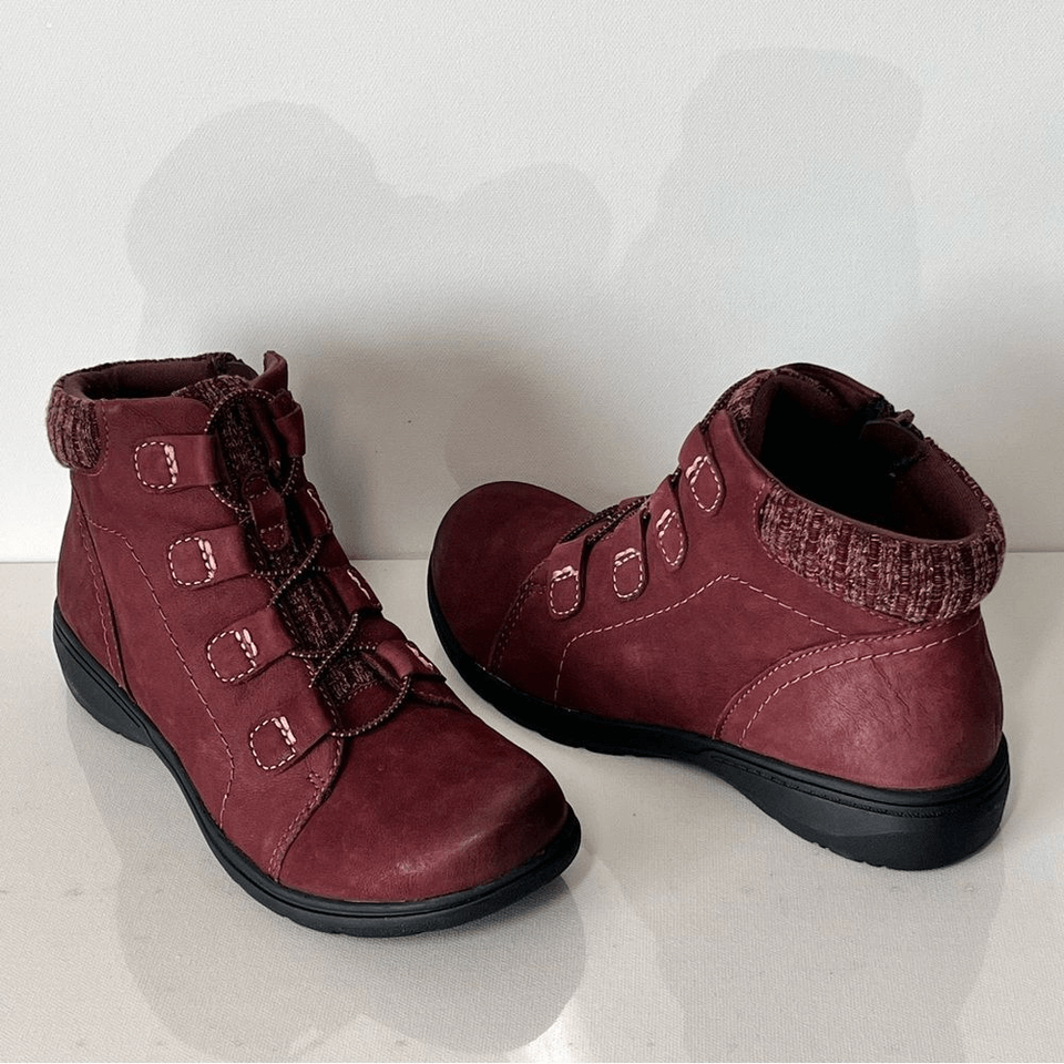 Clarks Collection Carleigh Jade Leather & Knit Ankle Boots Size: 8 | eBay