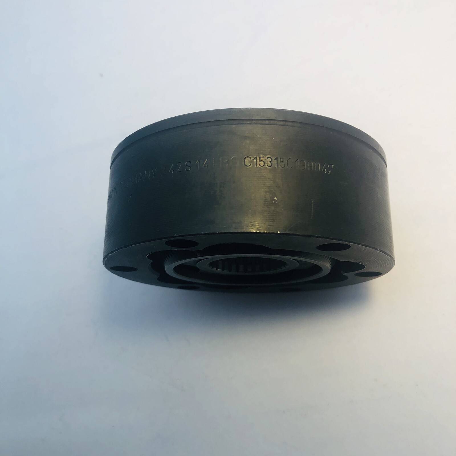 GKN Porsche 930 CV Joint for 28 Spline Axles With 300m Cage for sale ...