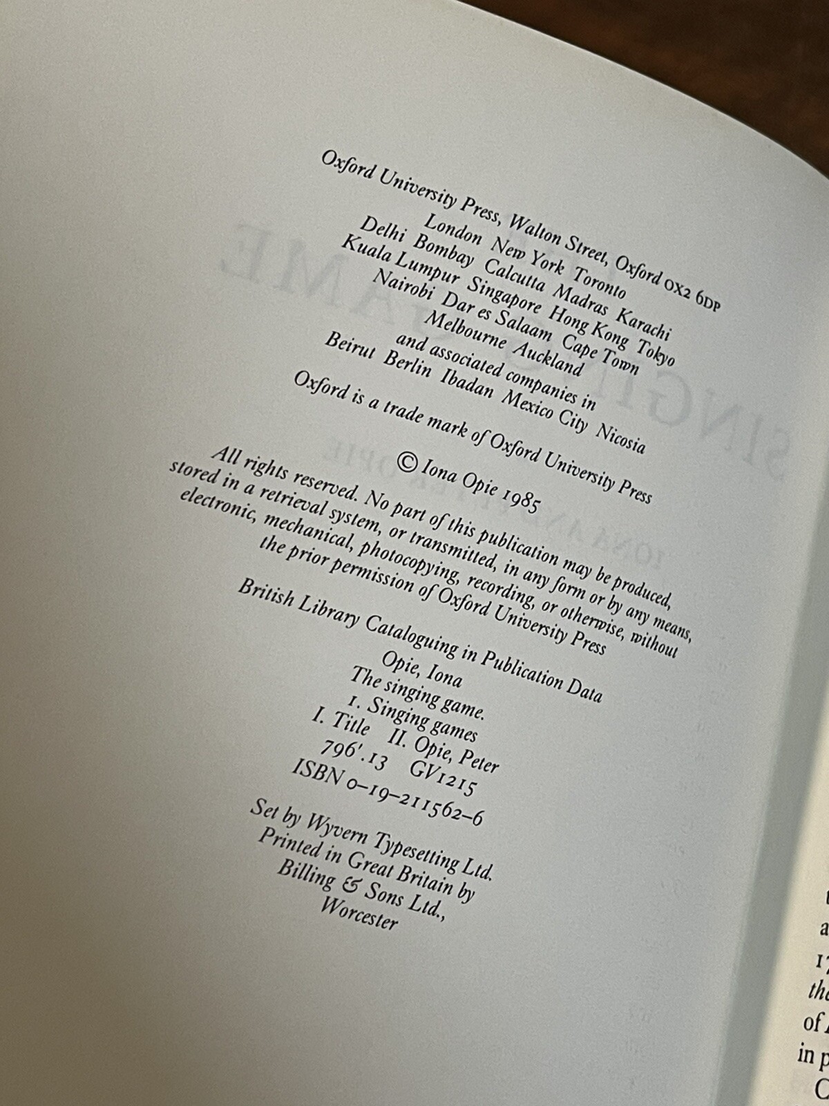 The Singing Game by Peter Opie and Iona Opie (1985, Hardcover ...