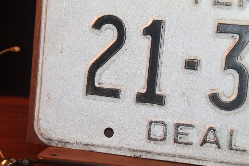 1984 Tennessee License Plate Auto DEALER Roane County 21-3-19 | eBay