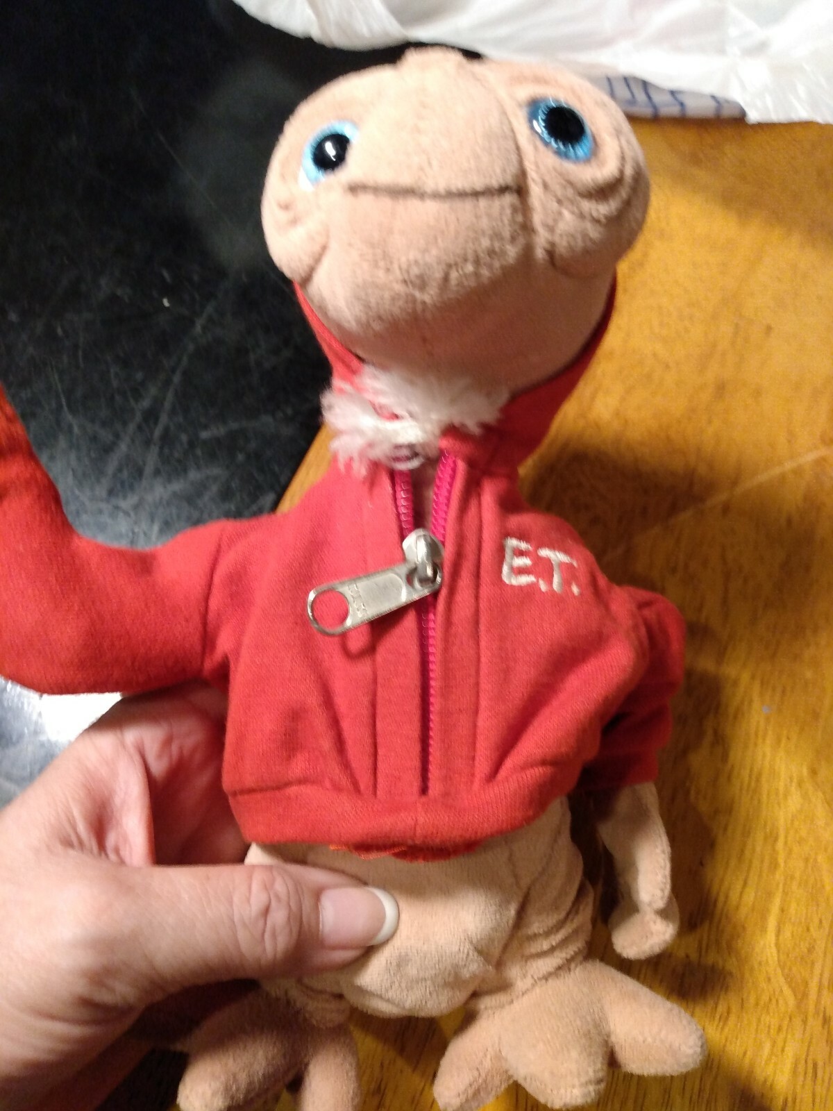 ET Extra Terrestrial Universal Studios 10" Plush Red Jacket Hoodie ...