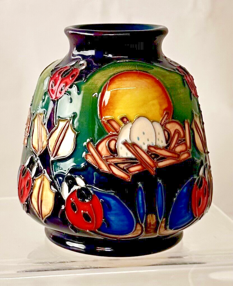 MOORCROFT POTTERY / EMMA BOSSONS "LADYBUGS & BIRD NESTS" VASE 2012 ...