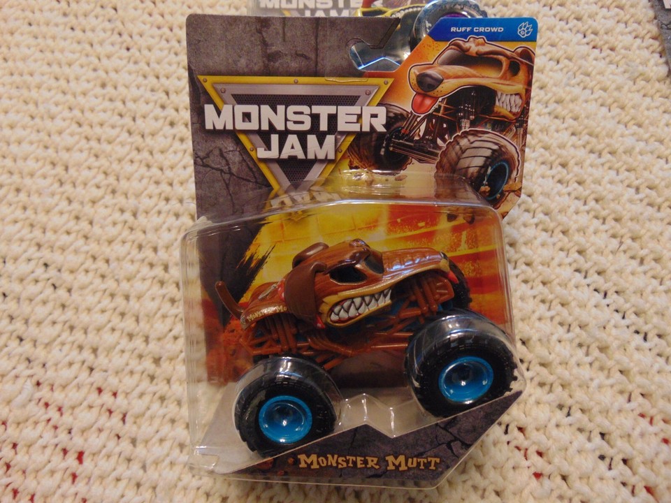 2025 SERIES 42 MONSTER MUTT RUFF CROWD TRUCK SPIN MASTER Monster Jam ...