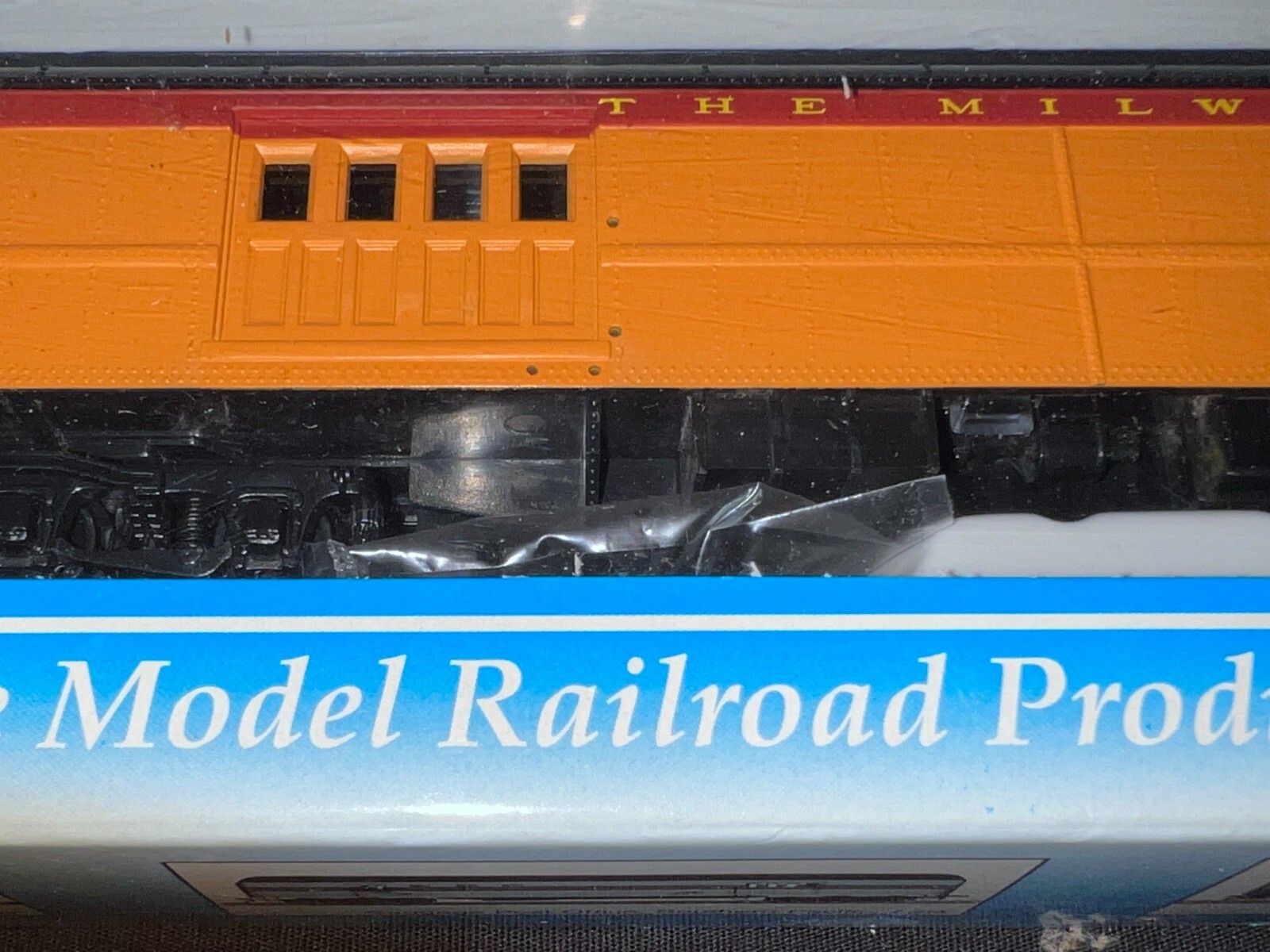 HO IHC 49402 Milwaukee Road Combine Heavyweight Car | eBay