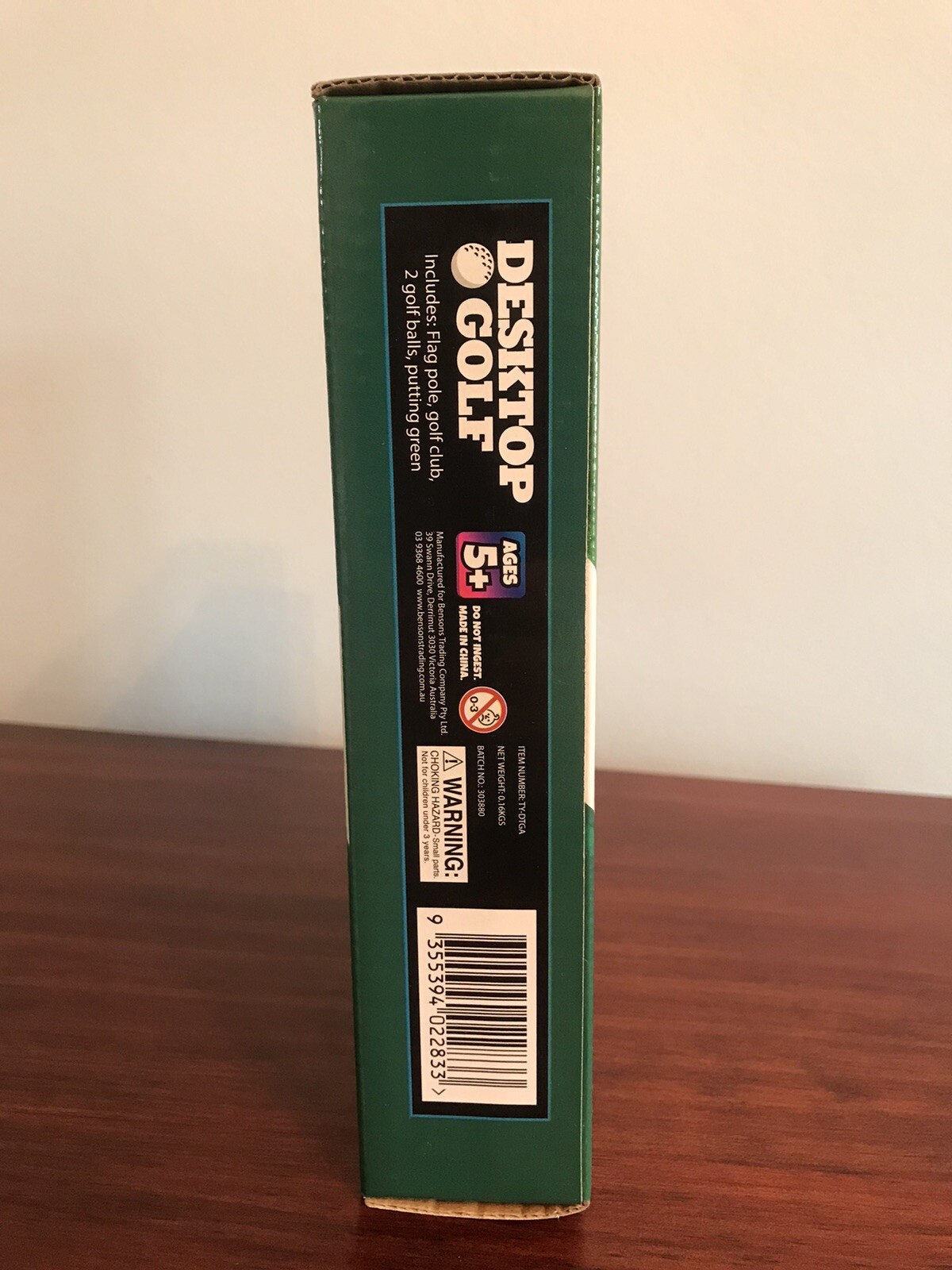 Desktop Golf Hole in One Mini Party Fun Novelty Toy Flagpole Ball ...