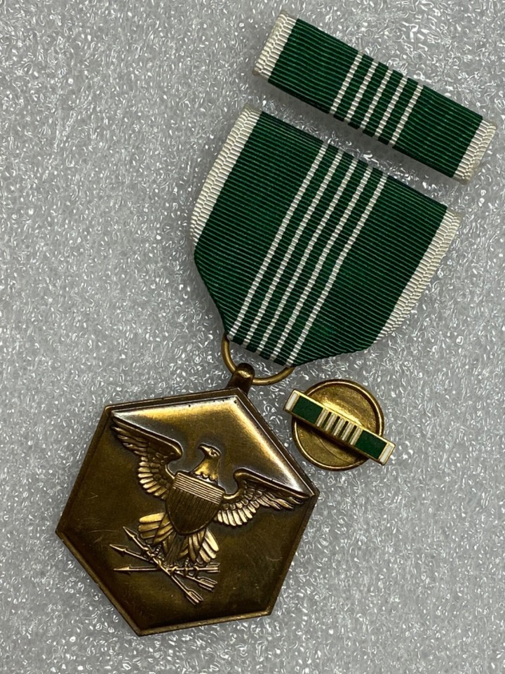 U.S. ARMY, COMMENDATION MEDAL, RIBBON, LAPEL PIN, ARCOM, NAMED | eBay