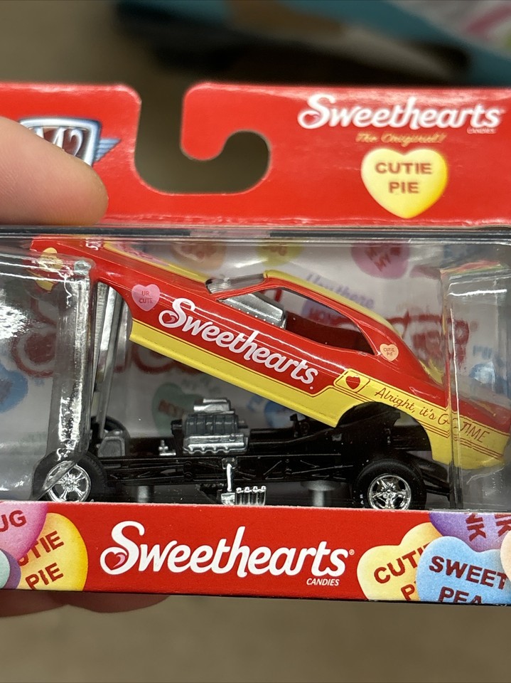 M2 MACHINES SWEETHEARTS 1971 DODGE CHALLENGER FUNNY CAR WMS19 24-01 | eBay