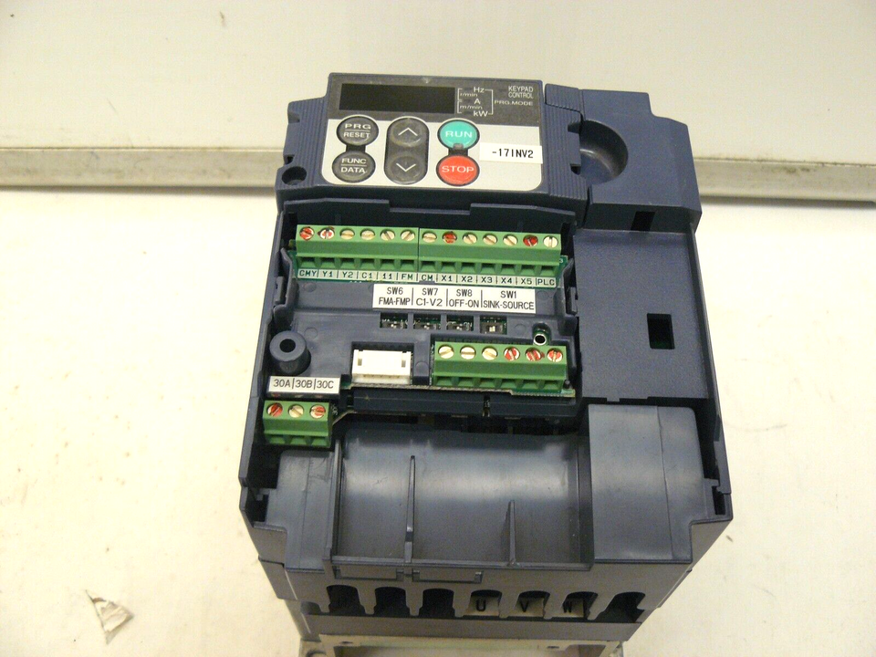 Fuji FRENIC-Multi FRN1.5E1S-2J Compact Inverter 3PH 3.0kVA 200-240V 0.1 ...