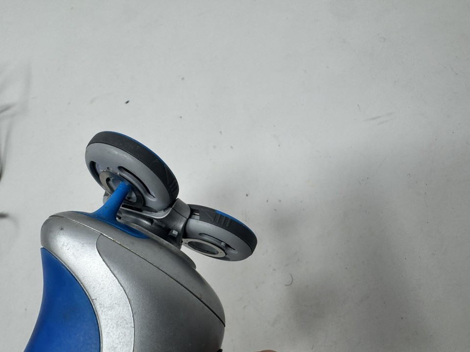 TESTED Philips Norelco Nivea 8020X HS8420, HS85 Cordless Shaver W ...