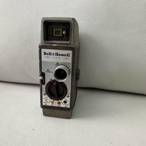 Vintage Bell & Howell 252, 8 MM Camera | eBay