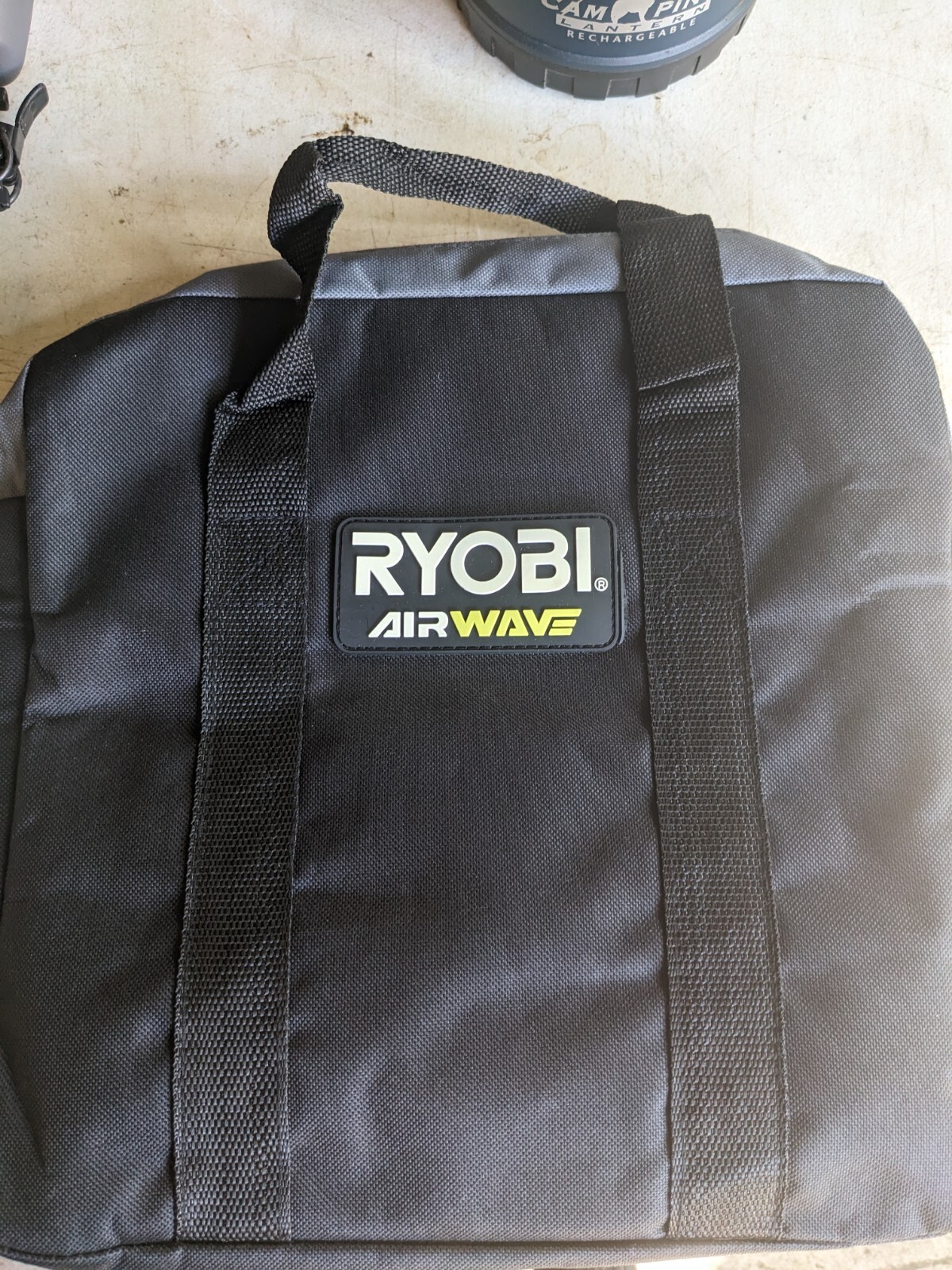 RYOBI AirWave 2 in 1 Staple Gun, Box of 6000 Series Staples & bag | eBay