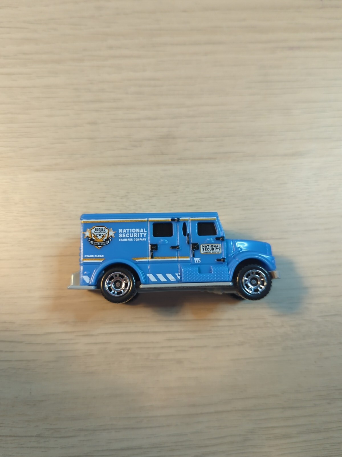 2013 MATCHBOX INTERNATIONAL ARMORED CAR NATIONAL SECURITY 1:81 BLUE ...