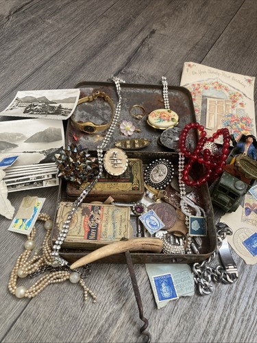 Job Lot of Antique Curios & Vintage Collectables Curious Jewelery ...