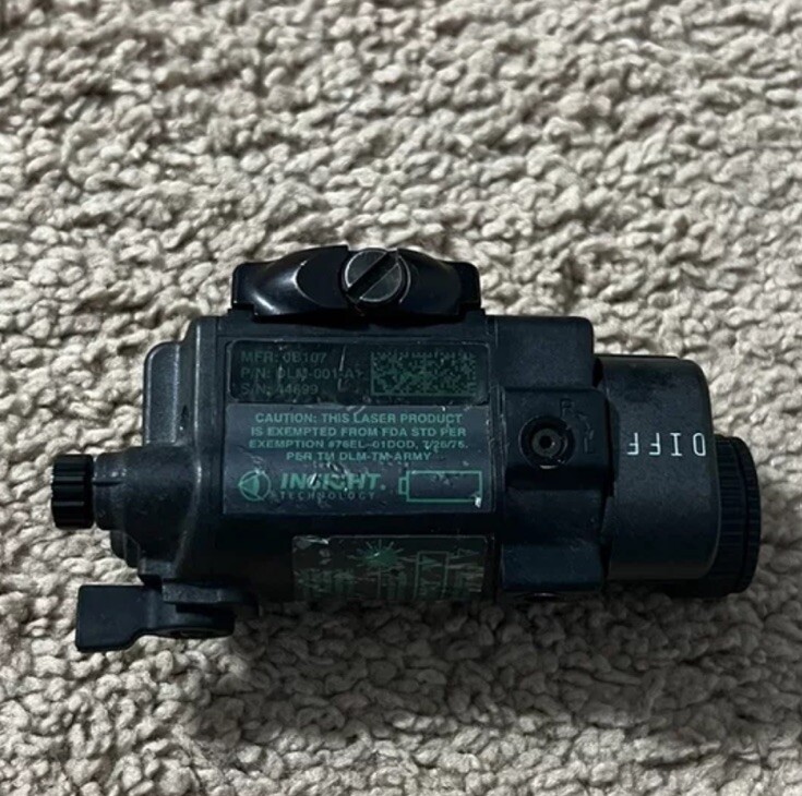 AN/ PEQ-14 Integrated IR/Visible Laser & White Light IR ILLUMINATOR ...