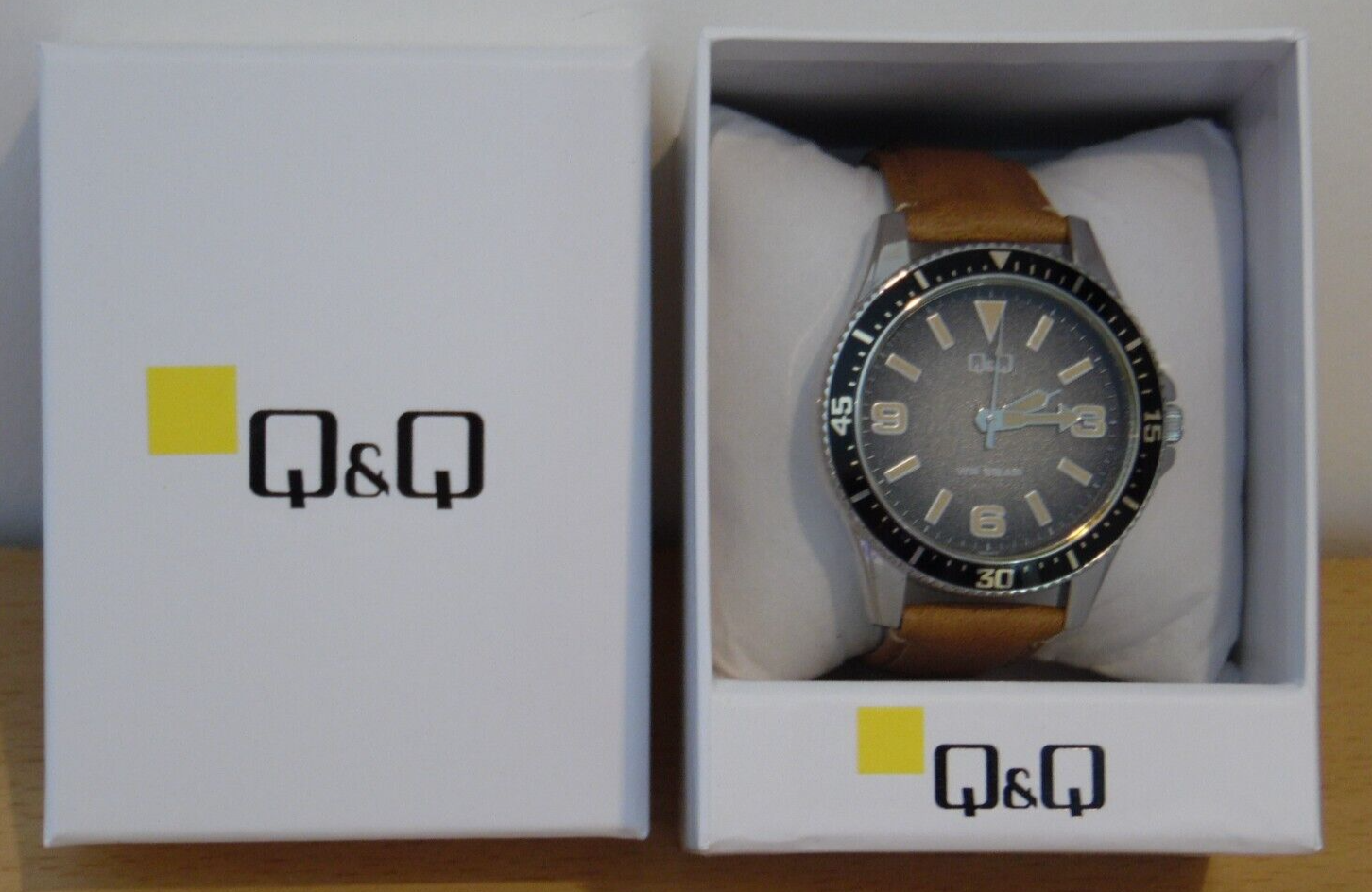 Q&Q WR5BAR Water Resistant QB64J315 Mens Wristwatch Watch Tan Leather ...