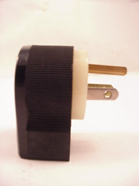 Hubbell HBL5266CA 15 Amp 125VAC/DC 90 degree Dead Front Plug Ships Same ...