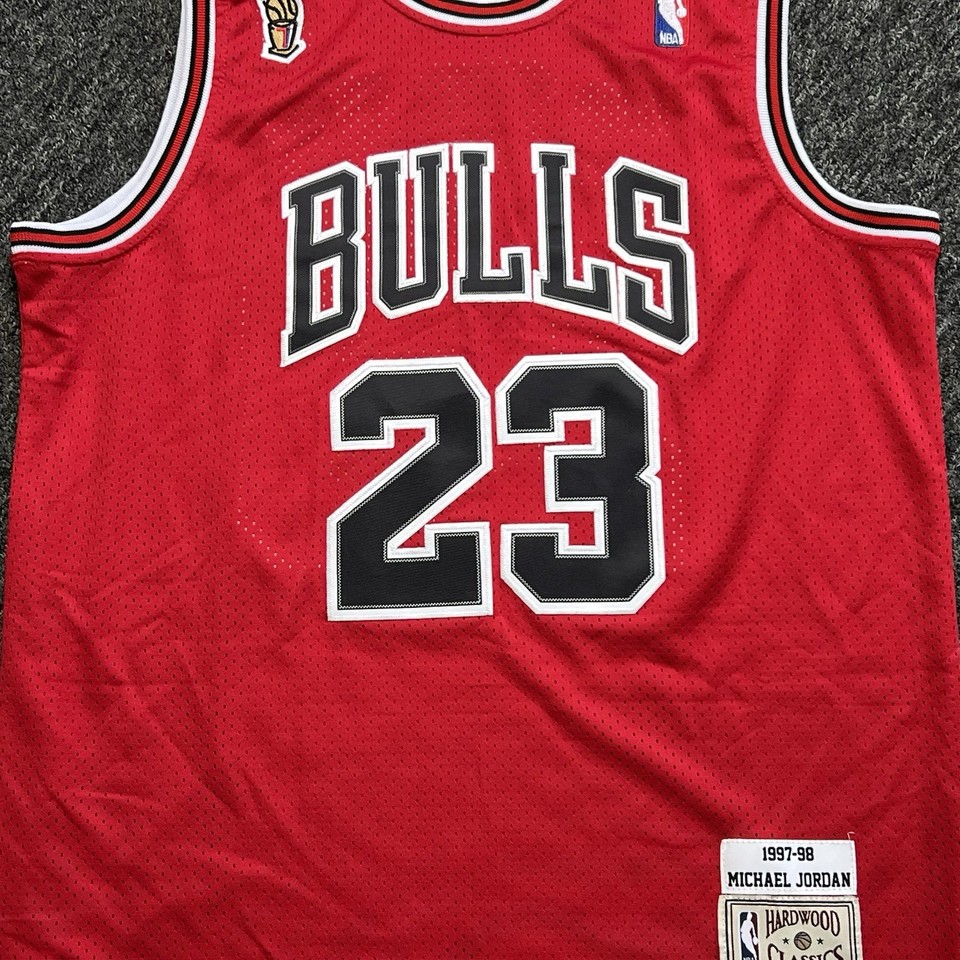 MICHAEL JORDAN Signed NBA FINALS ‘97-‘98 Chicago Bulls Jersey #23 ...