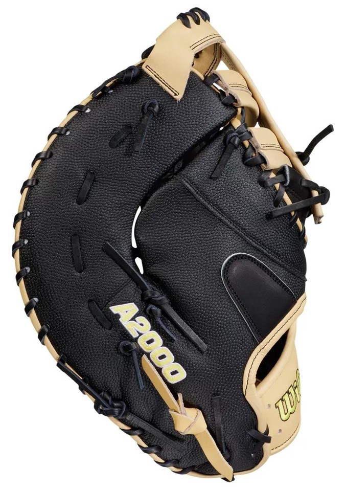 Wilson 12.5'' José Abreu A2000 Series First Base Mitt - Right Hand ...