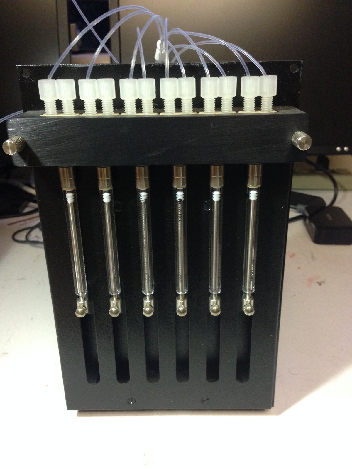 Tecan Cavro V6 Multi-Channel Syringe Pump P/N 724518B High Resolution ...