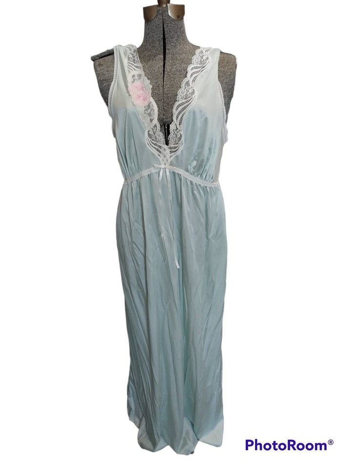Vtg Lorraine Long Peignoir Set Robe & Nightgown Nylon Lace Trim Large ...