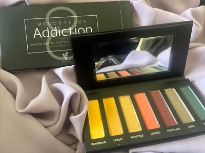 Younique Moodstruck Addiction Shadow Palette 8 New With Box | eBay