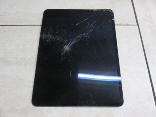 Apple iPad Pro 13" Space Black A2926 - CRACKED, DEFECTIVE - READ | eBay
