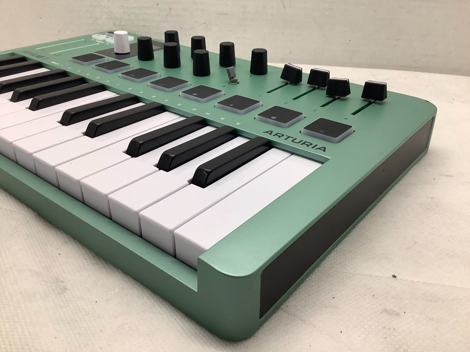 Arturia MiniLab 3 Limited Edition Mint Green 25 Key USB MIDI Keyboard ...