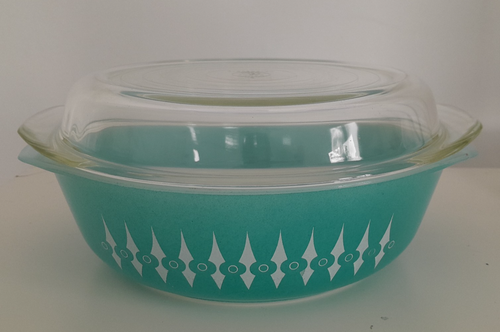 Vintage Australian Pyrex AGEE Turquoise White Spears/Picket Casserole ...