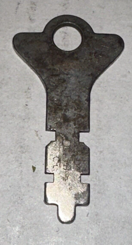 Old Replacement KEY ONLY No Markings Odd Shaped Maybe Luggage Trunk ...