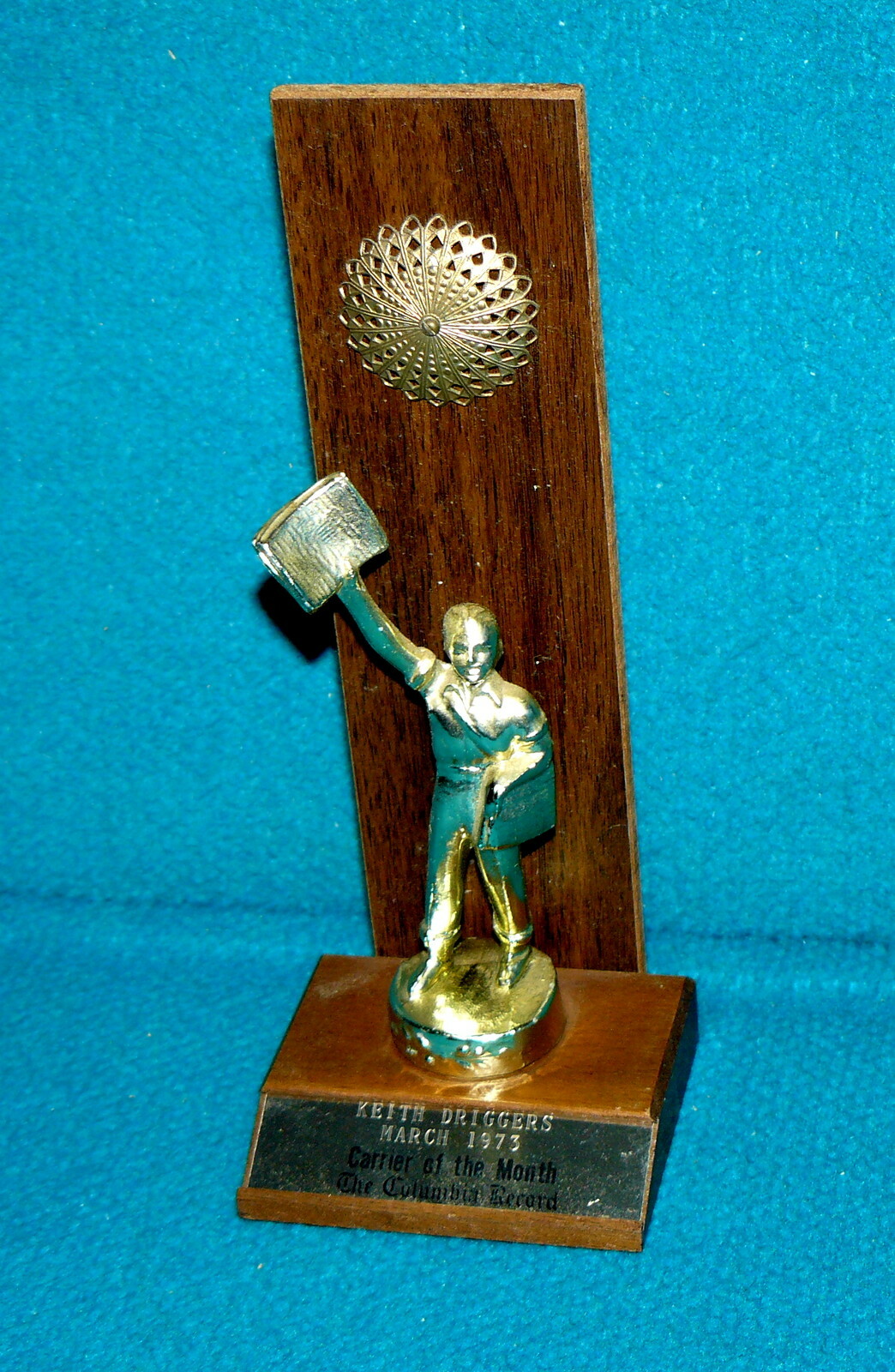 1970s Vintage : PAPERBOY TROPHY "Extra! Extra! Read All About It ...