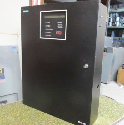 Siemens Pyrotronics Fire Alarm Control Panel w/ Enclosure MXL-IQ . UT ...