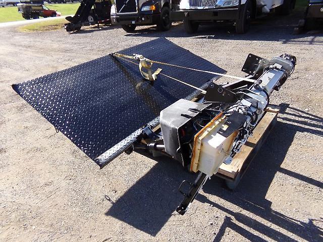 READING FLATBED/ WITH ZEPRO LIFTGATE | eBay