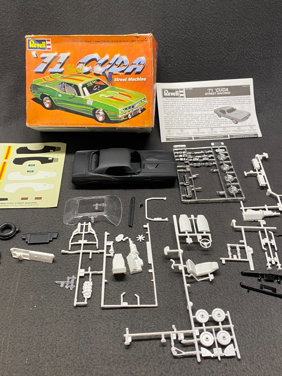 Revell '71 Cuda Street Machine Model 1/25 Started Painted Body Mopar ...