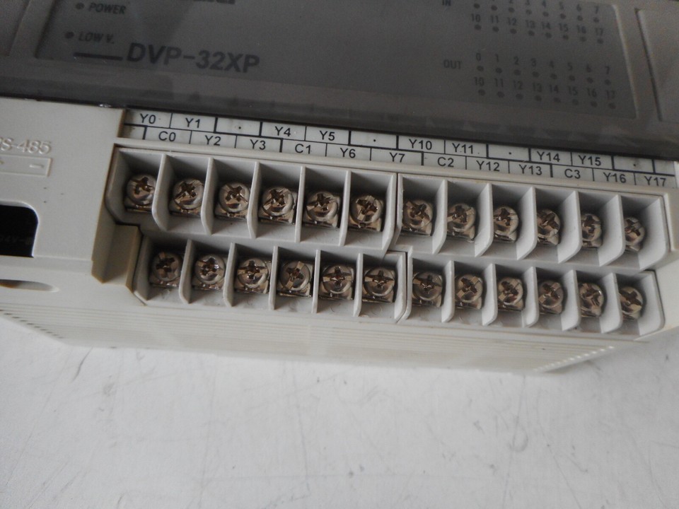 DELTA EXPANSION MODULE - DVP-32XP -- 16 Inputs 16 Outputs - 100-240 ...